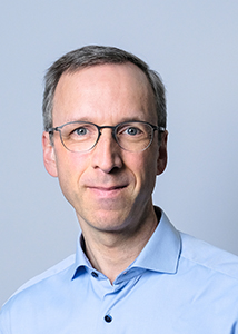 Dr. Dr. T. Schubert / H. Mohamad Mund,- Kiefer- und Gesichtschirurgie ...